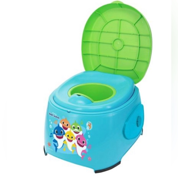 Nickelodeon | Other | Nickelodeon Pinkfong Baby Shark 3in Potty Trainer ...